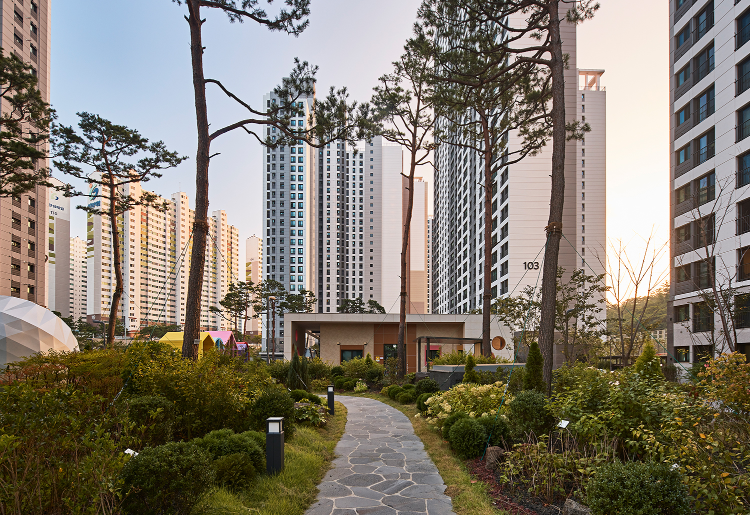 Ulsan GWELL CITY Xi Complex 1 | PROJECT | HAEAHN